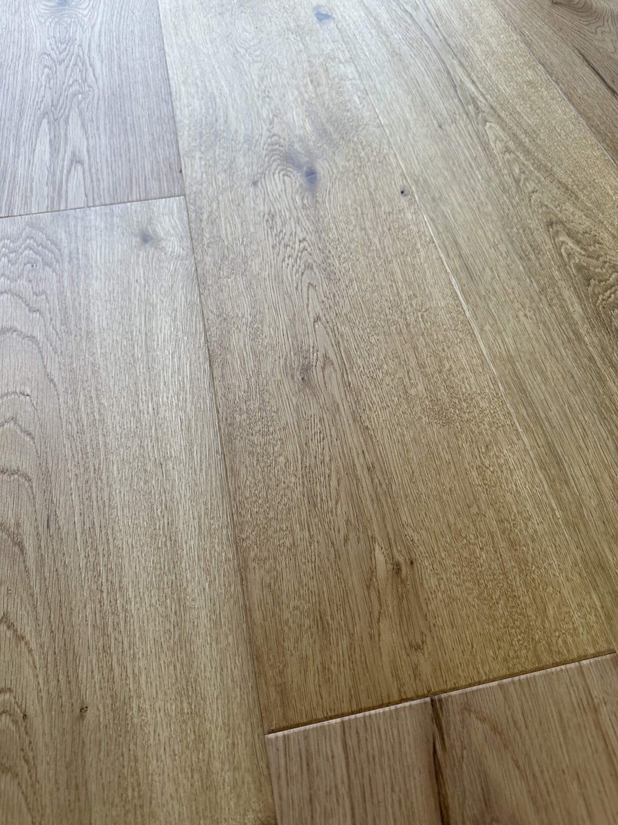 Quick-Step Grande Natural Oak Extra Matt 220mm Width - Hamiltons Doors ...